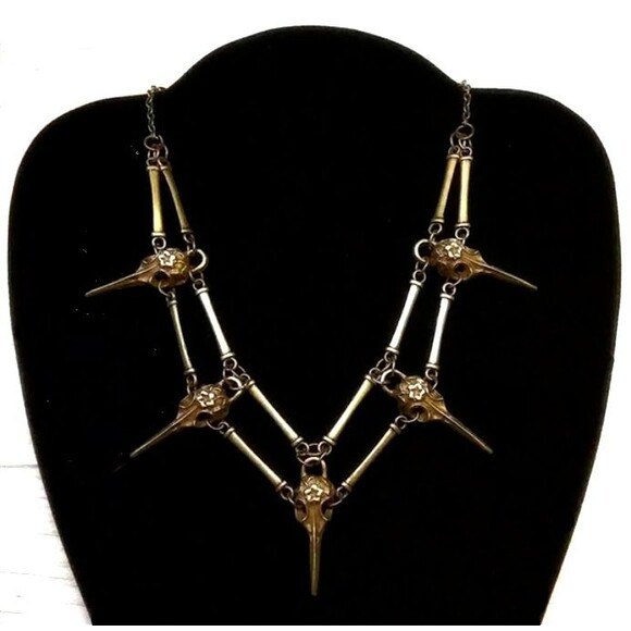 Unbranded | Jewelry | Goth 5 Bird Skulls Spike Necklace Raven Crow ...